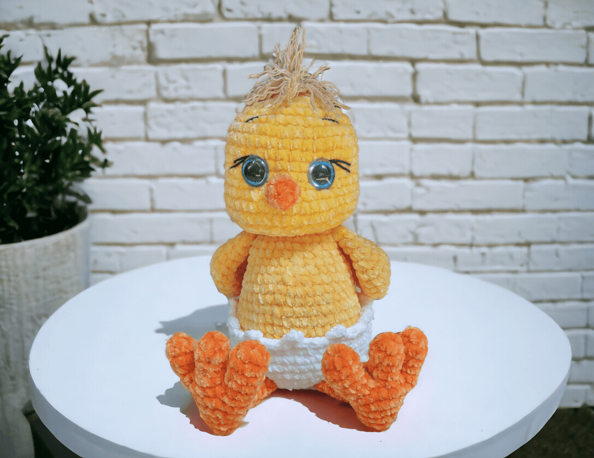 Chicky the Easter Plush Crochet Pattern – Easy Amigurumi Project – Crochify